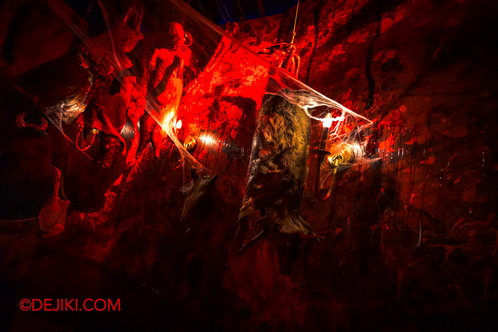 Grimm Encounters at USS HHN11 - haunted house tour